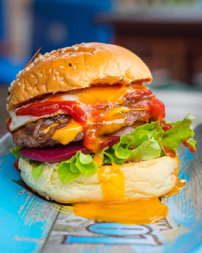 Love a burger? Here’s where to get the best burgers on the Gold Coast ...