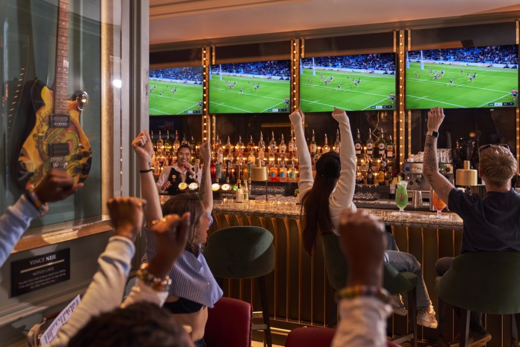 Sports Bar Bartenders Newcastle's Front Row Sports Bar Your Game Day
